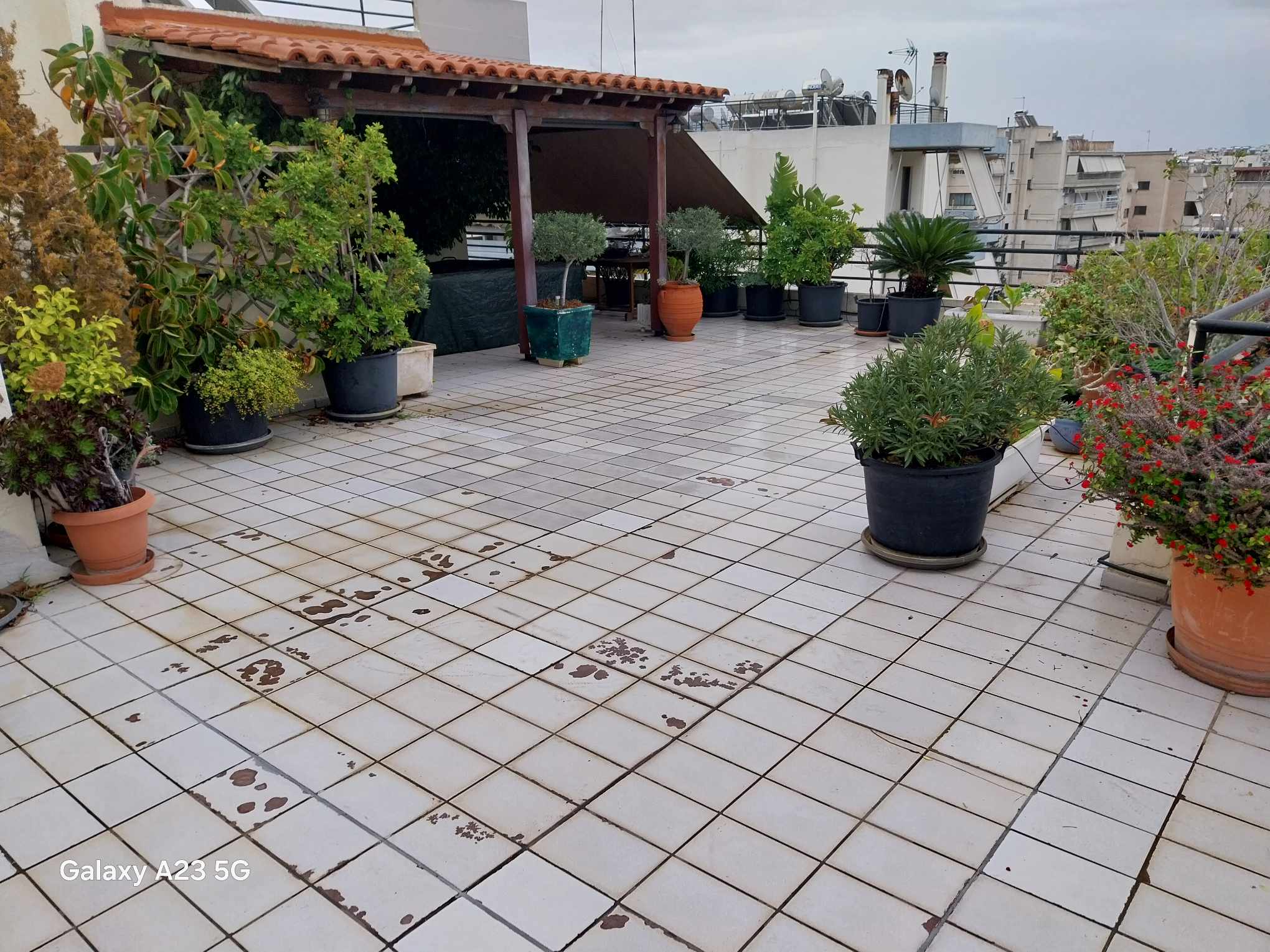 Πως γίνεται στεγανοποίηση σε βεράντες και μπαλκόνια; Blog Monotica